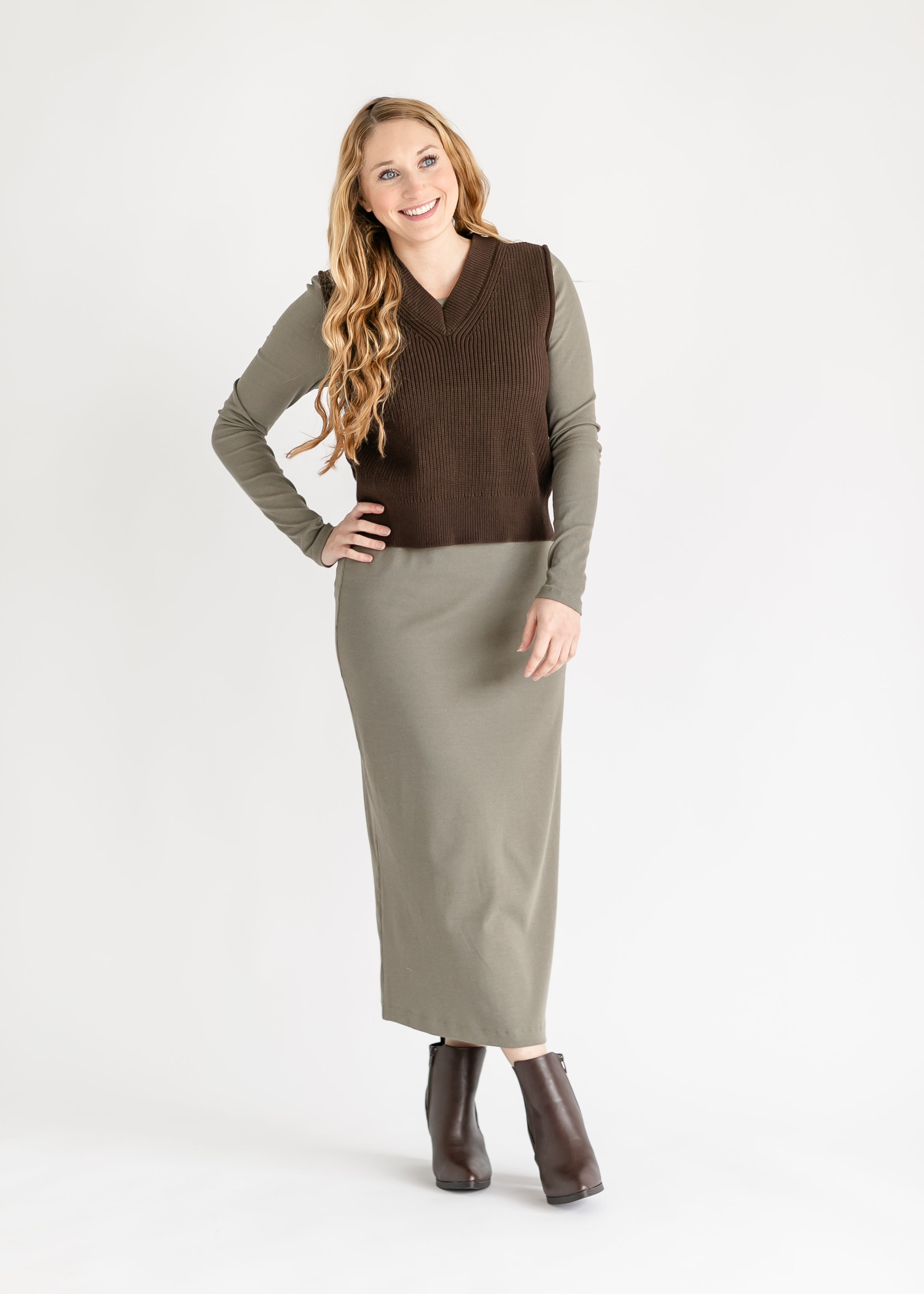 Discover Elegant Modest Dresses for Women | Long Modest Dresses ...